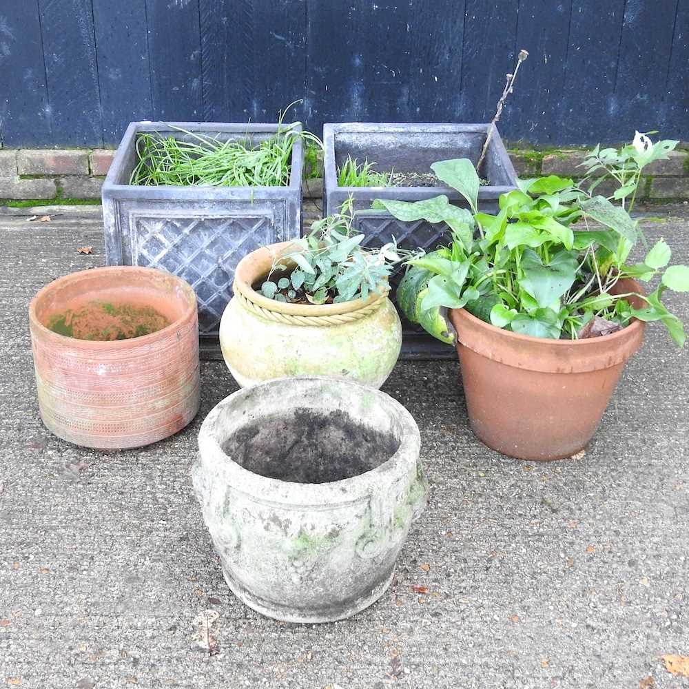 Lot 113 - A pair of faux slate garden planters, 45cm
