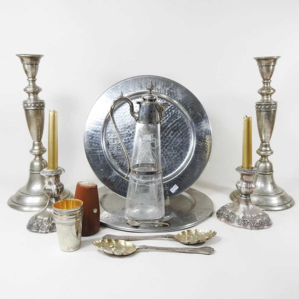 Lot 560 - An early 20th century continental silver